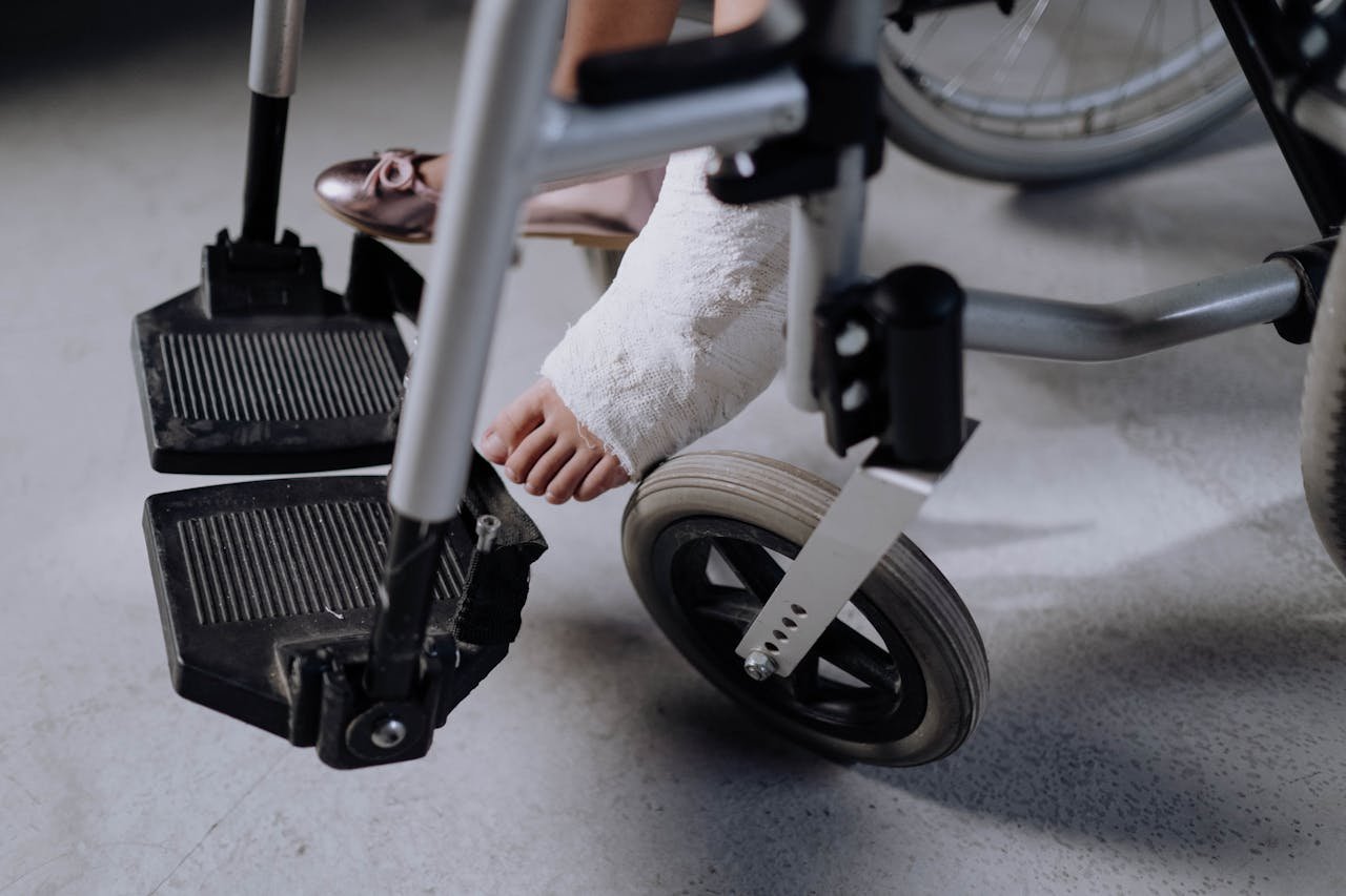What does it symbolize spiritually to be paralyzed in a dream? - My ...
